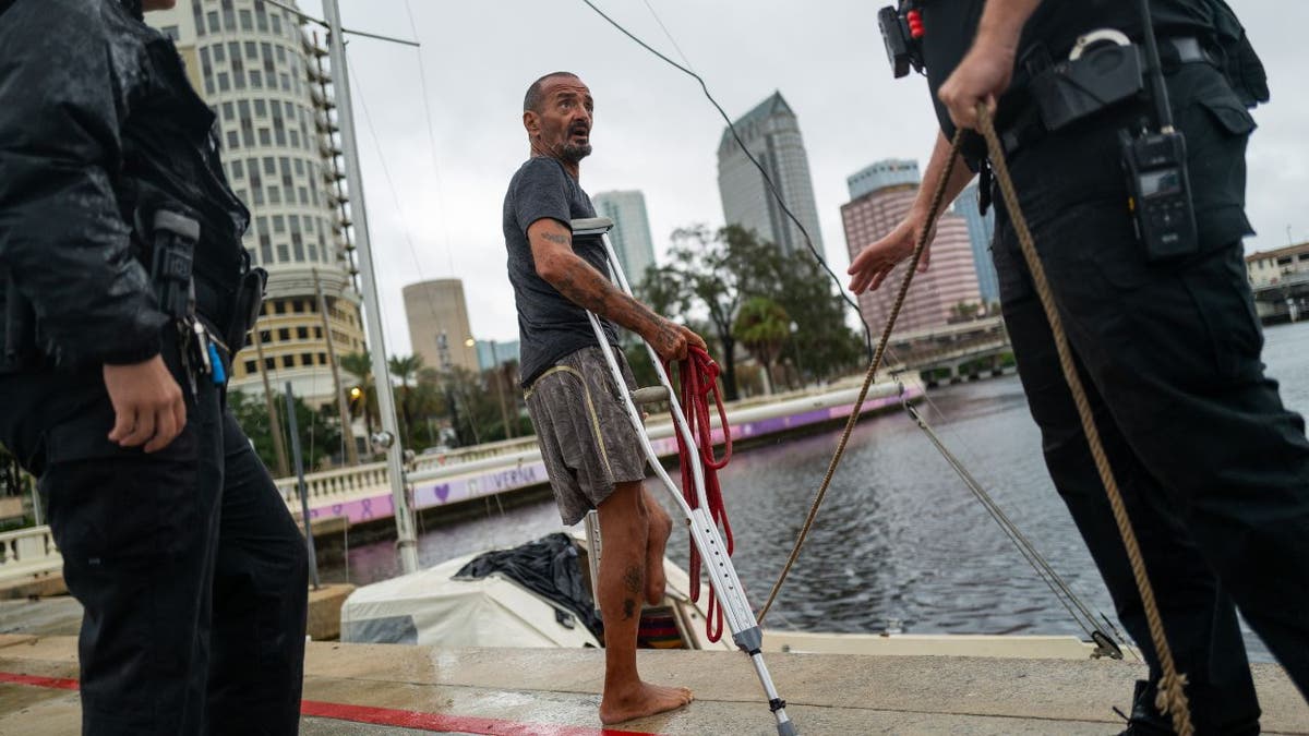 Viral sensation 'Lieutenant Dan' arrested for boat being 'public health ...
