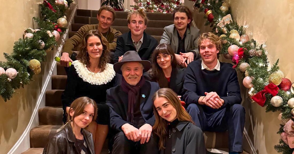 Don Johnson Celebrates 75th Birthday With All of His Children: Who’s Who?
